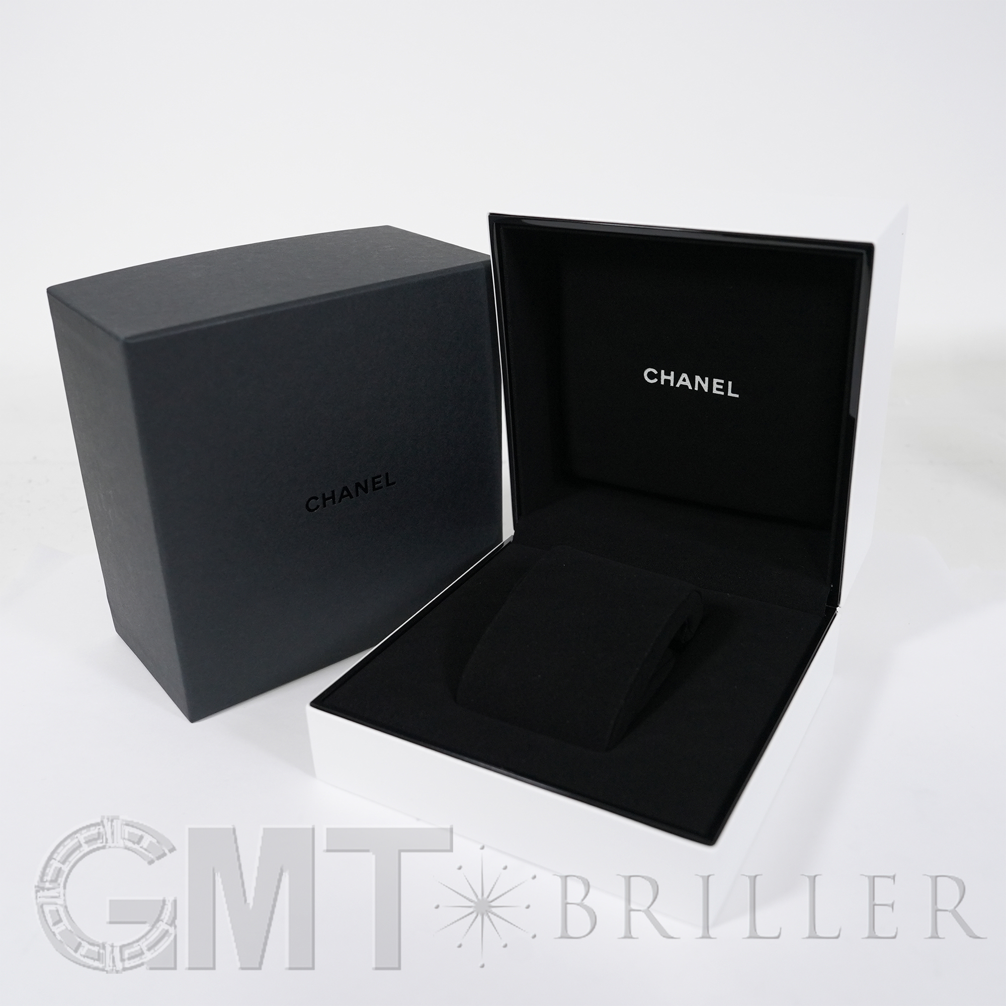 (中古)CHANEL シャネル J12 H6526 38mm【未使用品】（商品ID：3717022509158）詳細ページ | 腕時計のGMT ...