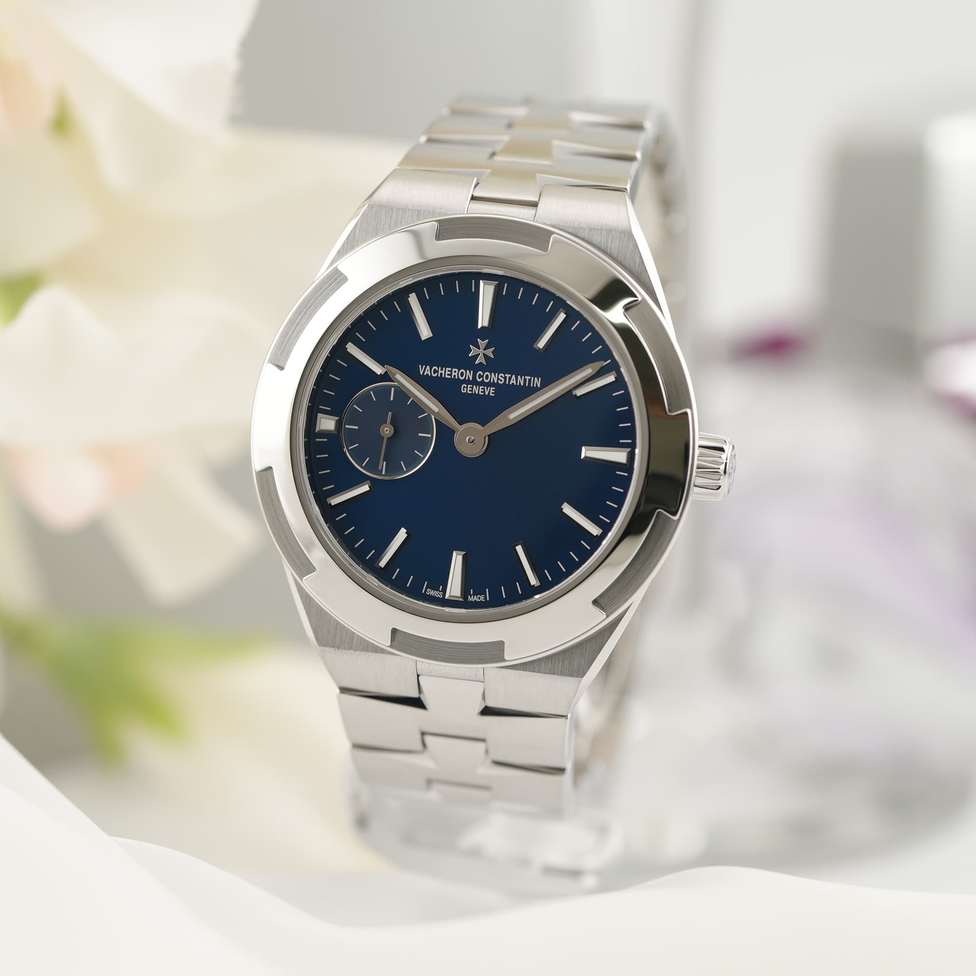 (中古)VACHERON CONSTANTIN ヴァシュロン・コンスタンタン オーヴァーシーズ スモールモデル 37mm 2300V/100A ...